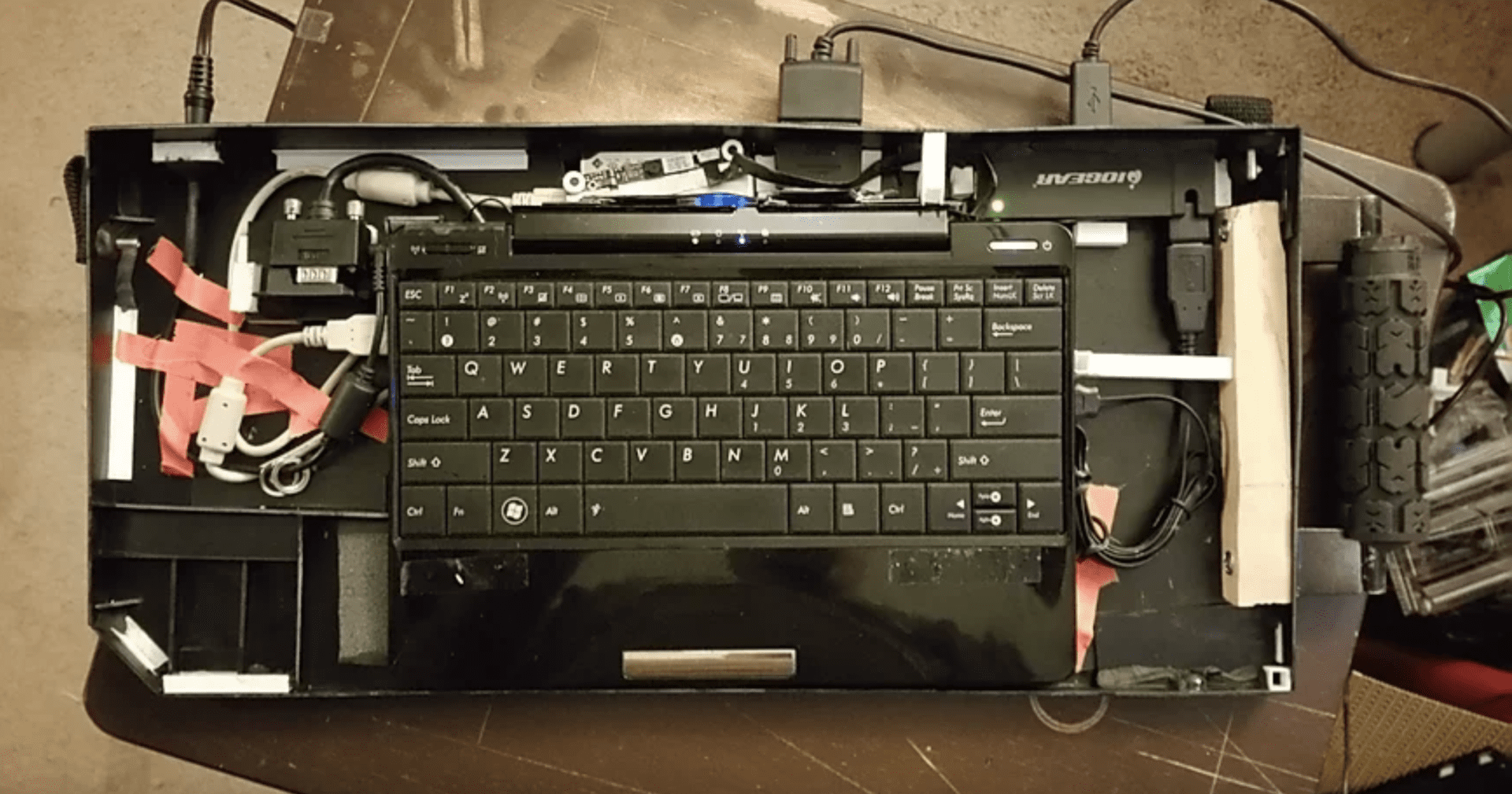 Build Your Own Cyberdeck: D10D3 Rev1 — CyberPunks.com